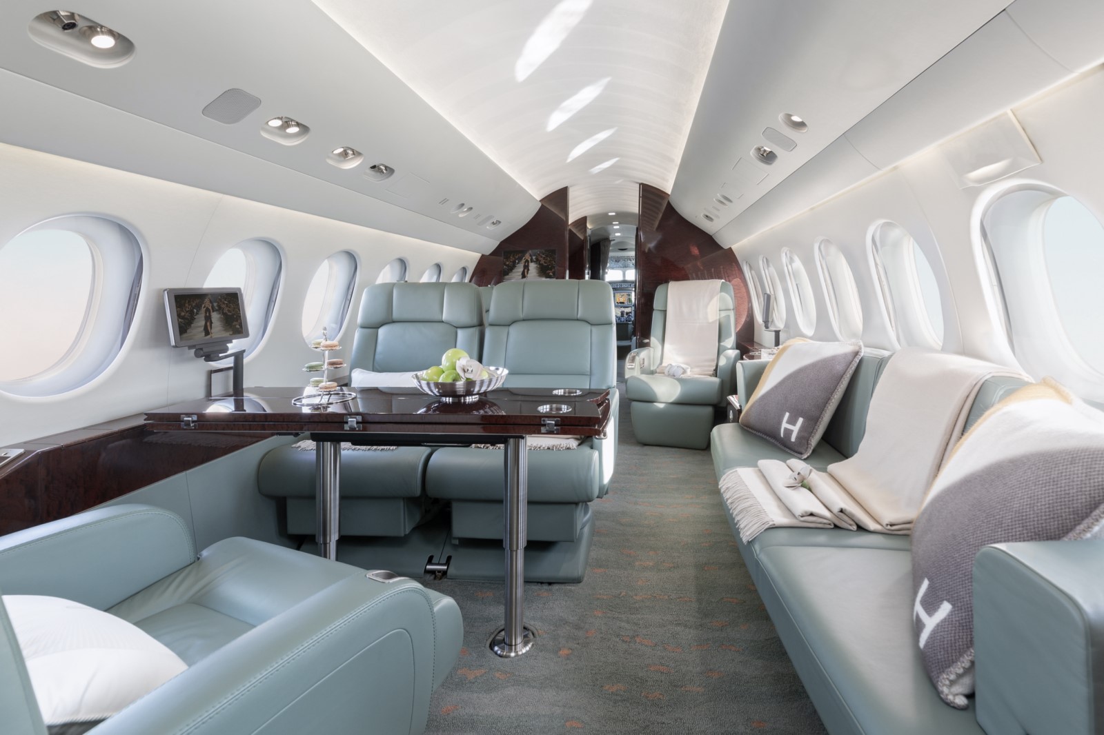 DASSAULT FALCON 7X LX-IAM | Private Jet | Global Jet